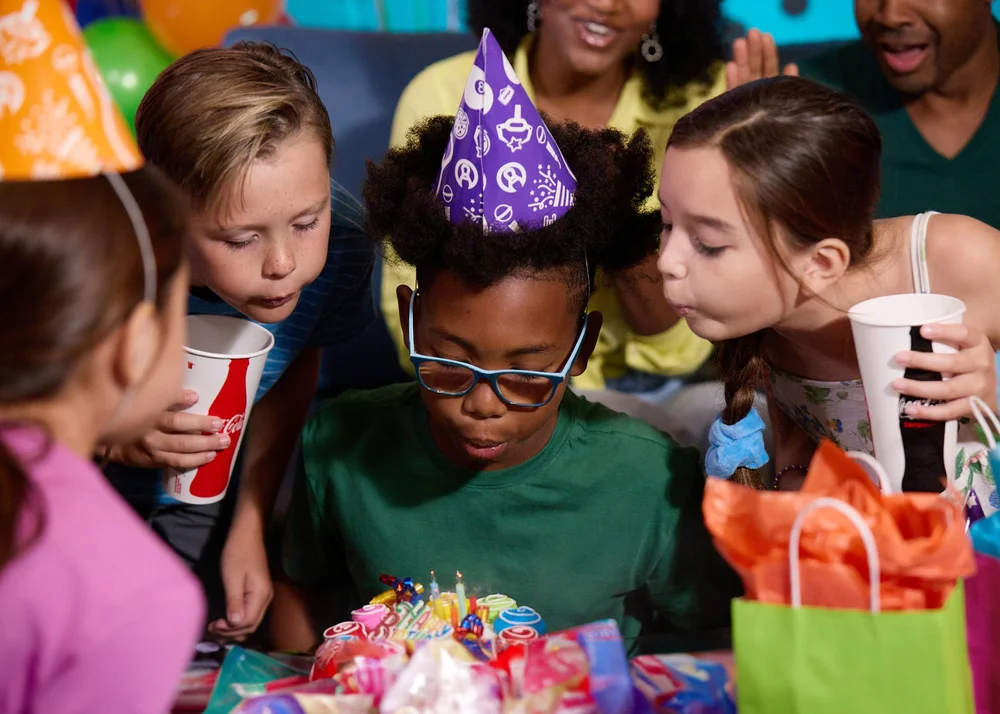 Round1 Bowling and Arcade | Spo-cha | Party Package | Kid's Birthday ...
