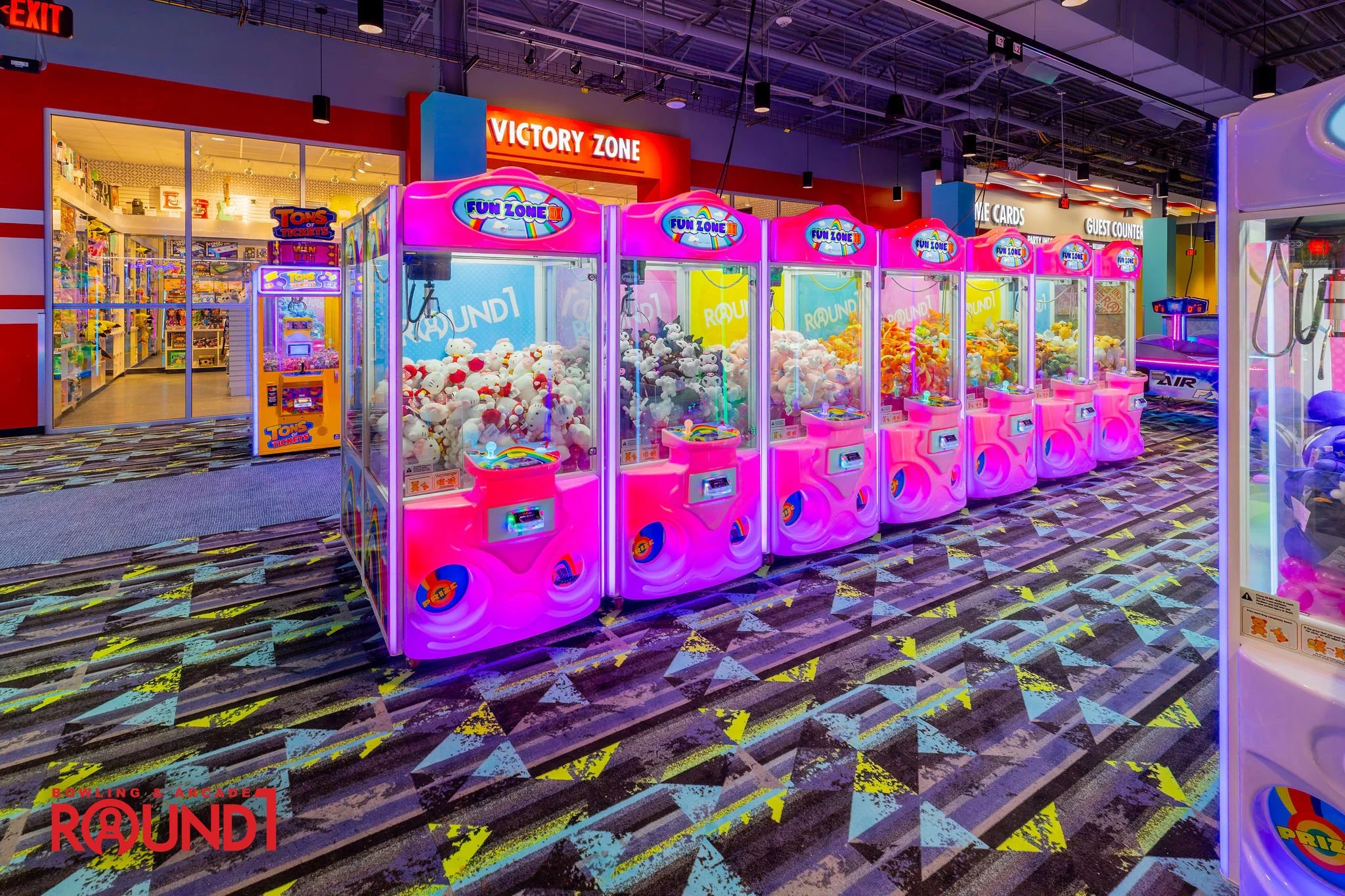 Round1 Bowling & Arcade | The Mills at Jersey Gardens | 651 Kapkowski Rd, Elizabeth, NJ 07201 ...