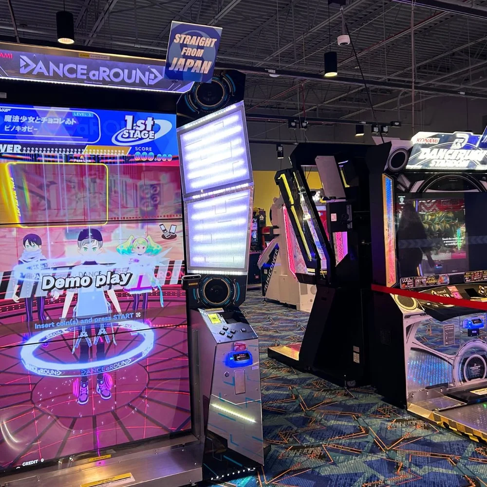 Round1 Bowling and Arcade, Las Vegas South Premium Outlets 7400 Las ...