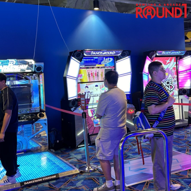 Round1 Bowling and Arcade, Westfield Plaza Bonita, 3030 Plaza Bonita Rd ...