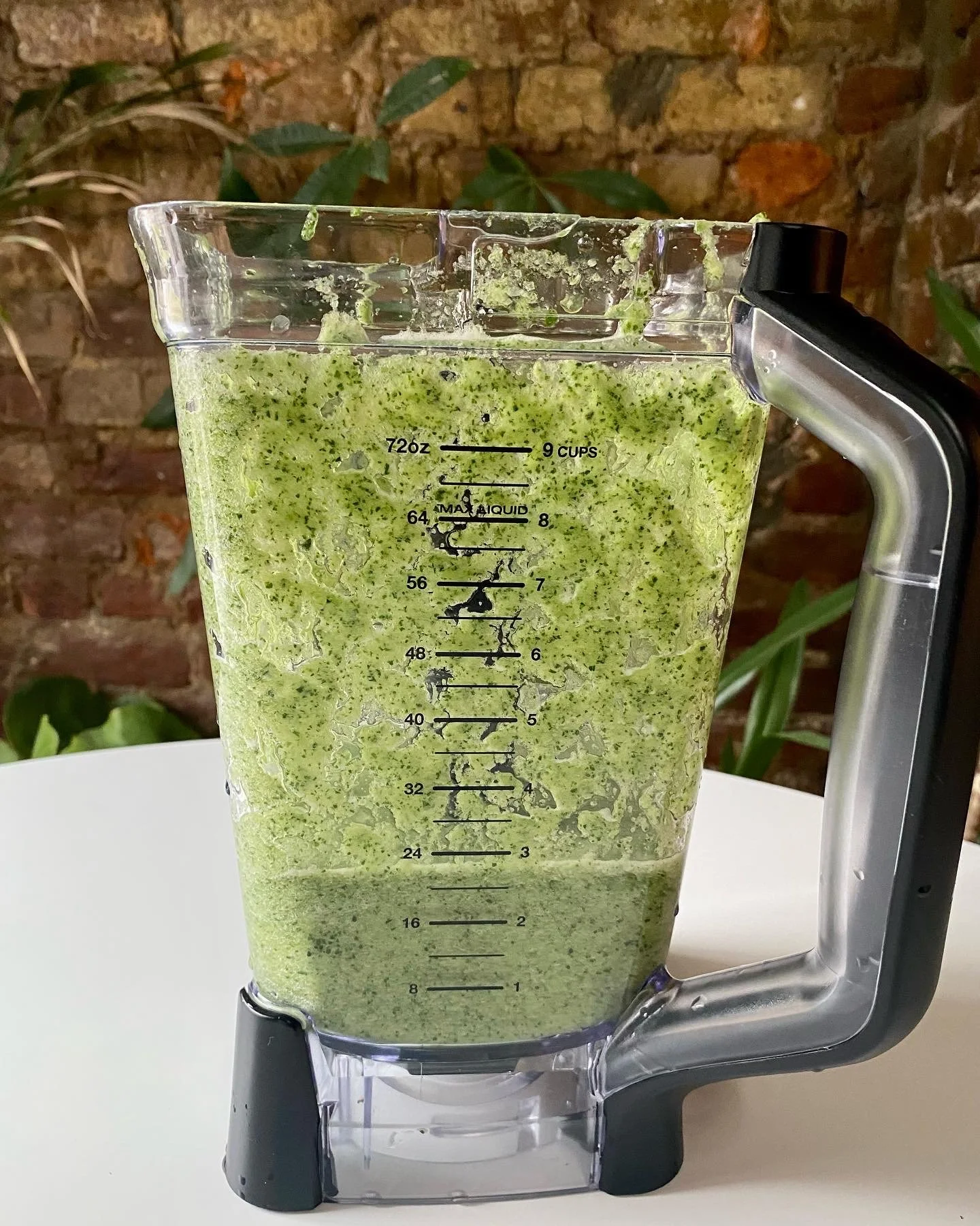 How to Juice Without a Juicer/w Pineapple Ginger Green Juice Recipe ...