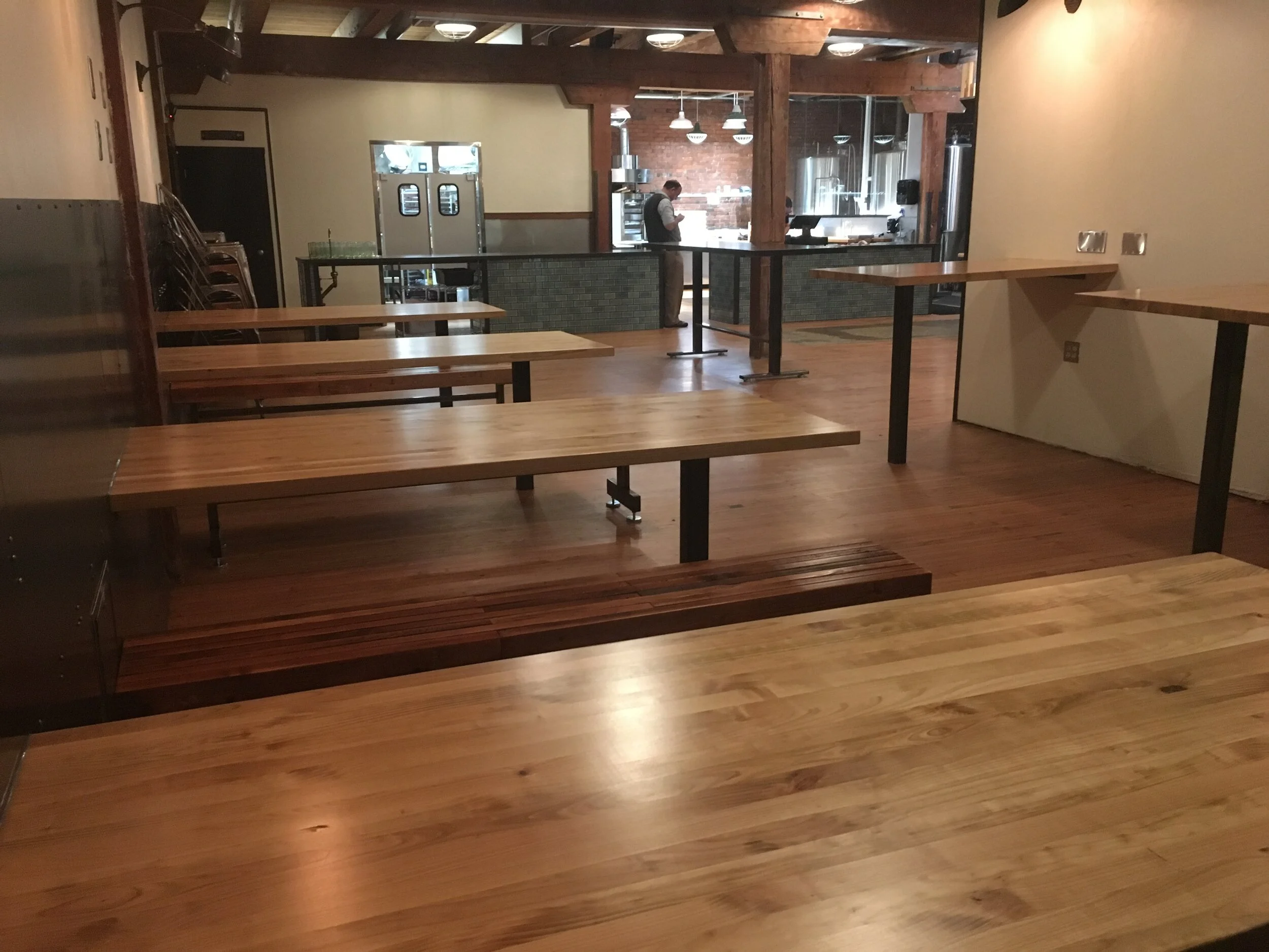 About — The Wheel Apizza Pub