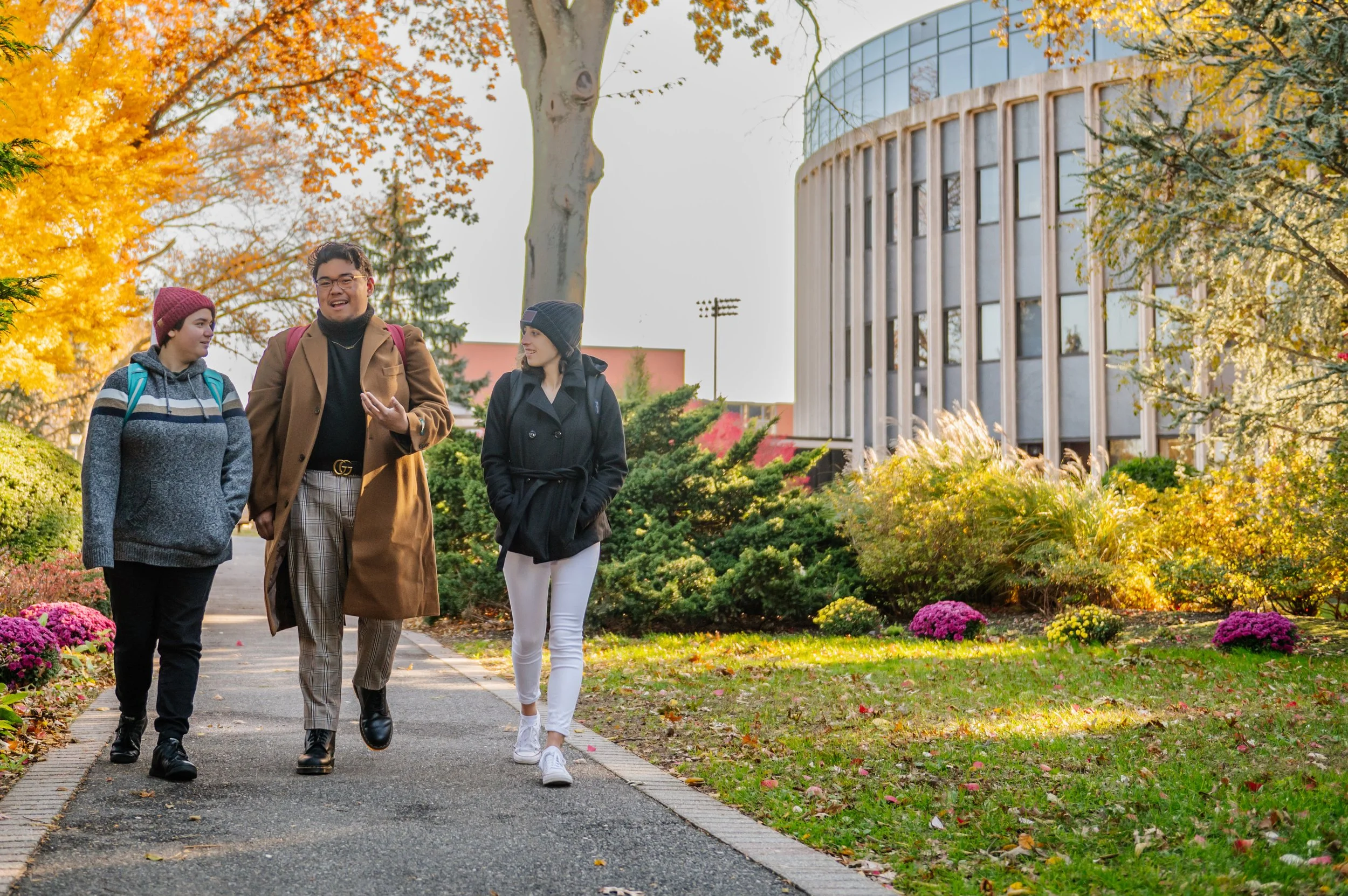 Viewbook 2023 | Adelphi University