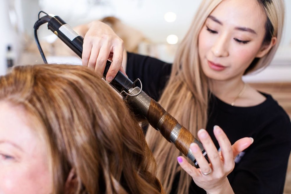 Purely Polished | Book Mobile Beauty & Wellness Services At Home