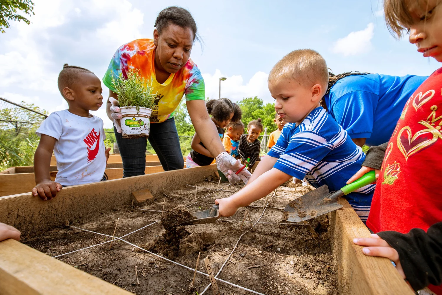 Outdoor Classroom Gardening & Dirt Digging — Good Fieldwork