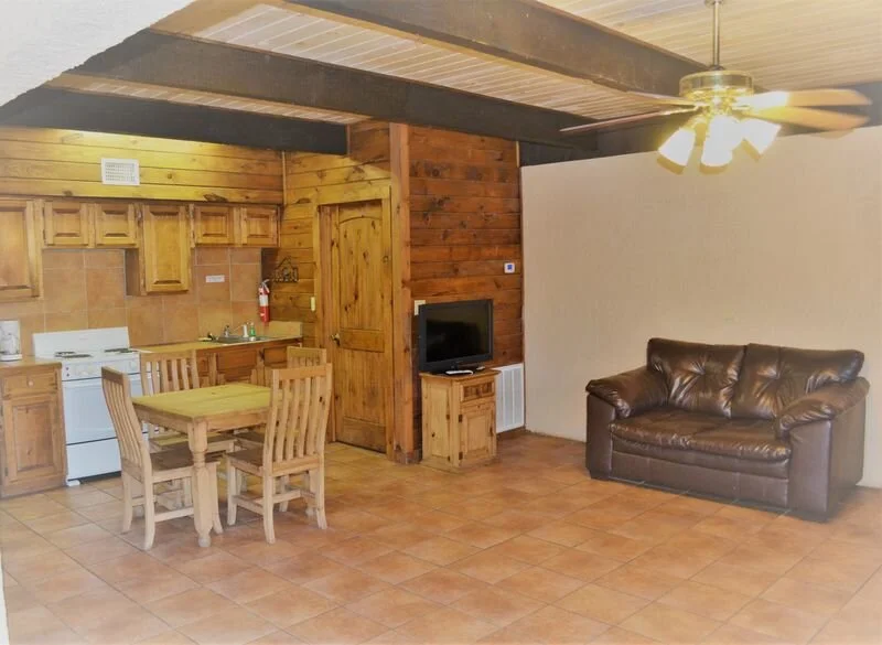 Cabin 19 — Neal's Lodges