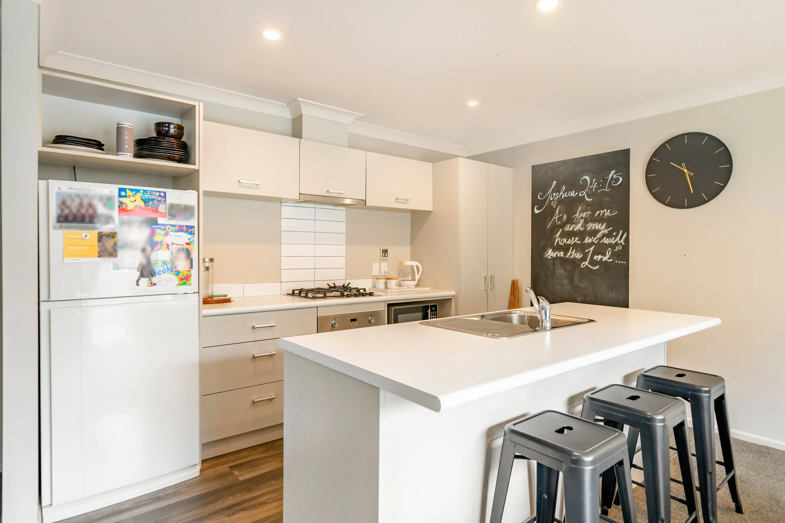 17 Poppy Watts Grove — Team Ledger