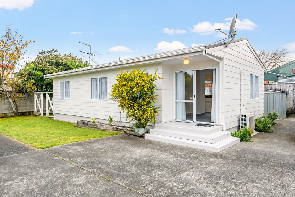 2/52 Martin Street — Team Ledger Real Estate | Harcourts | Hutt Valley