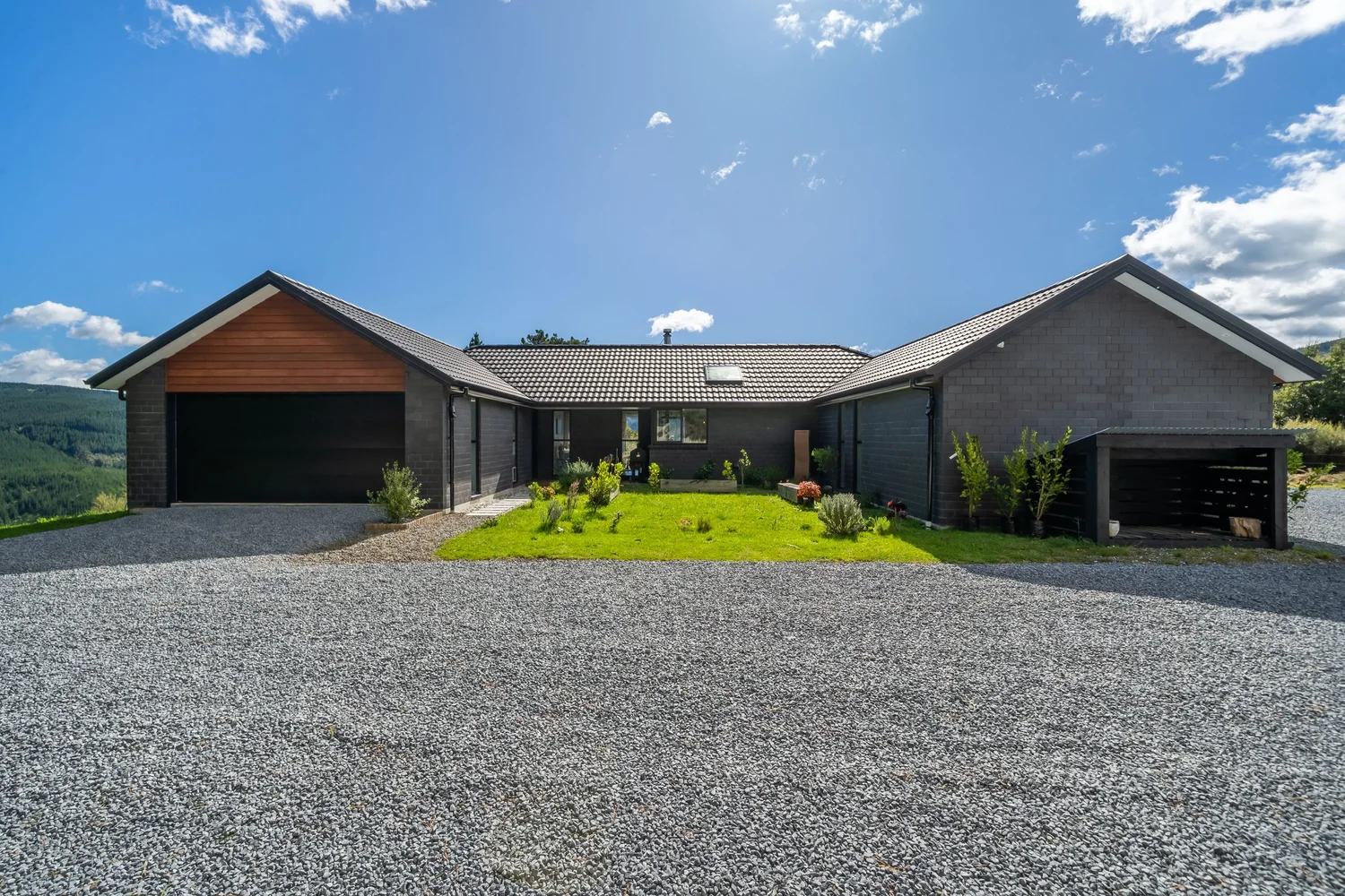 51 Crest Road — Team Ledger Real Estate | Harcourts | Hutt Valley