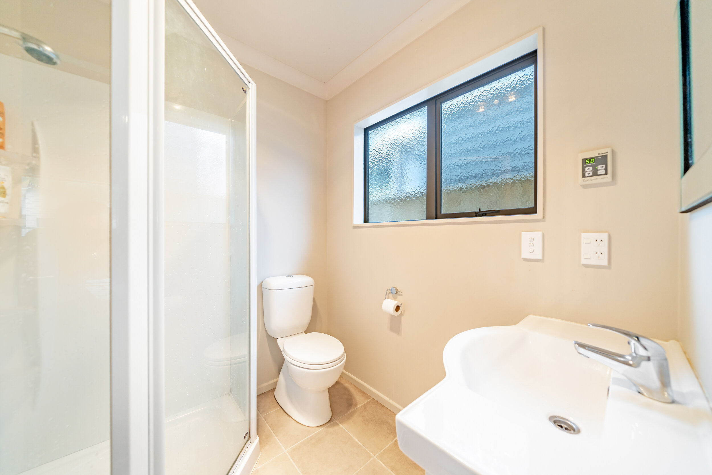 17 Poppy Watts Grove — Team Ledger