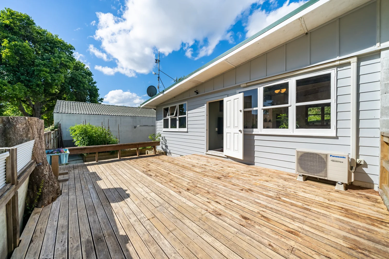 2/457a Fergusson Drive — Team Ledger Real Estate | Harcourts | Hutt Valley
