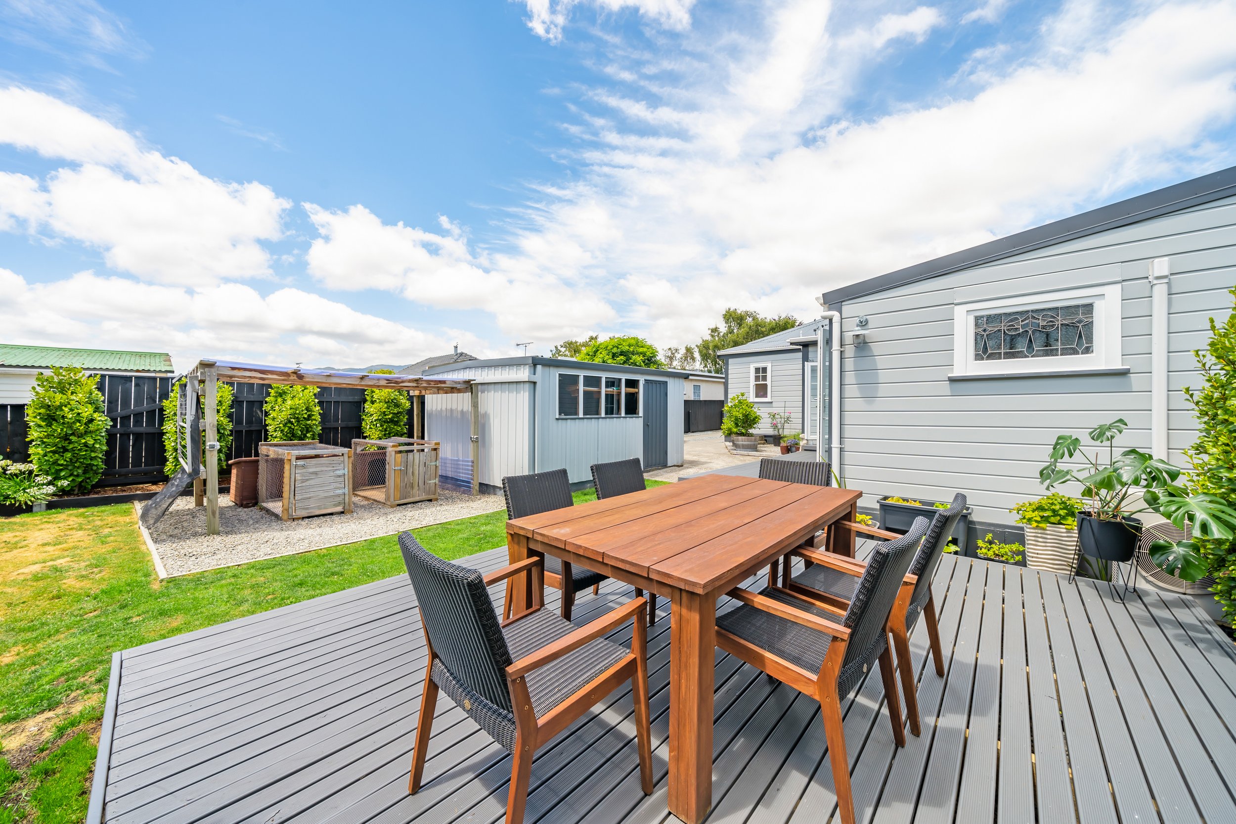 17 Victoria Street — Team Ledger Real Estate | Harcourts | Hutt Valley