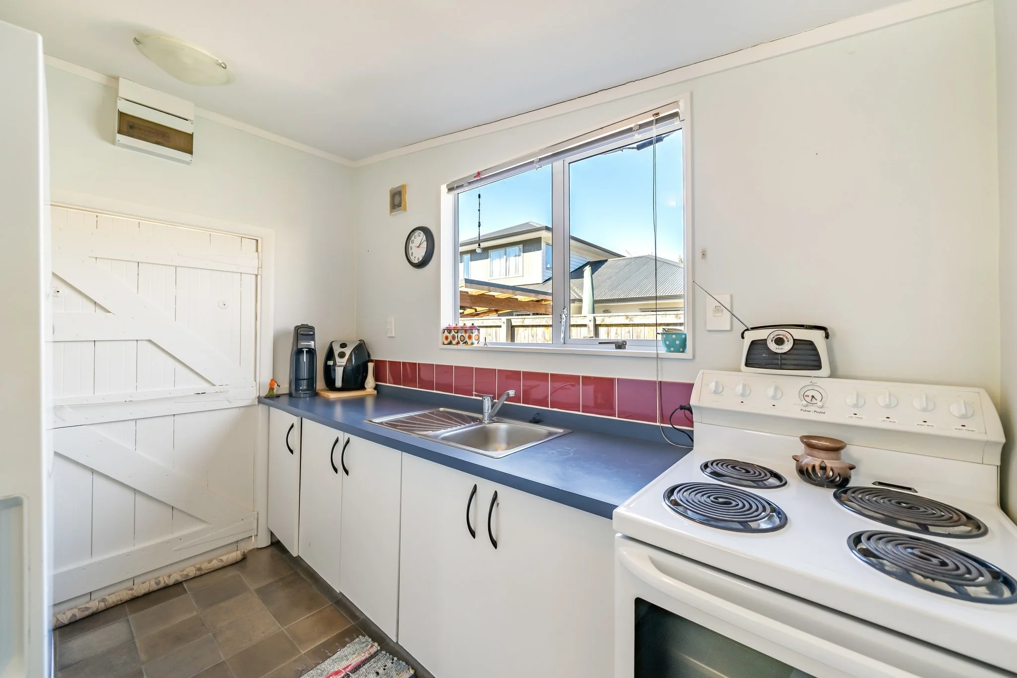 12 Field Street — Team Ledger Real Estate | Harcourts | Hutt Valley