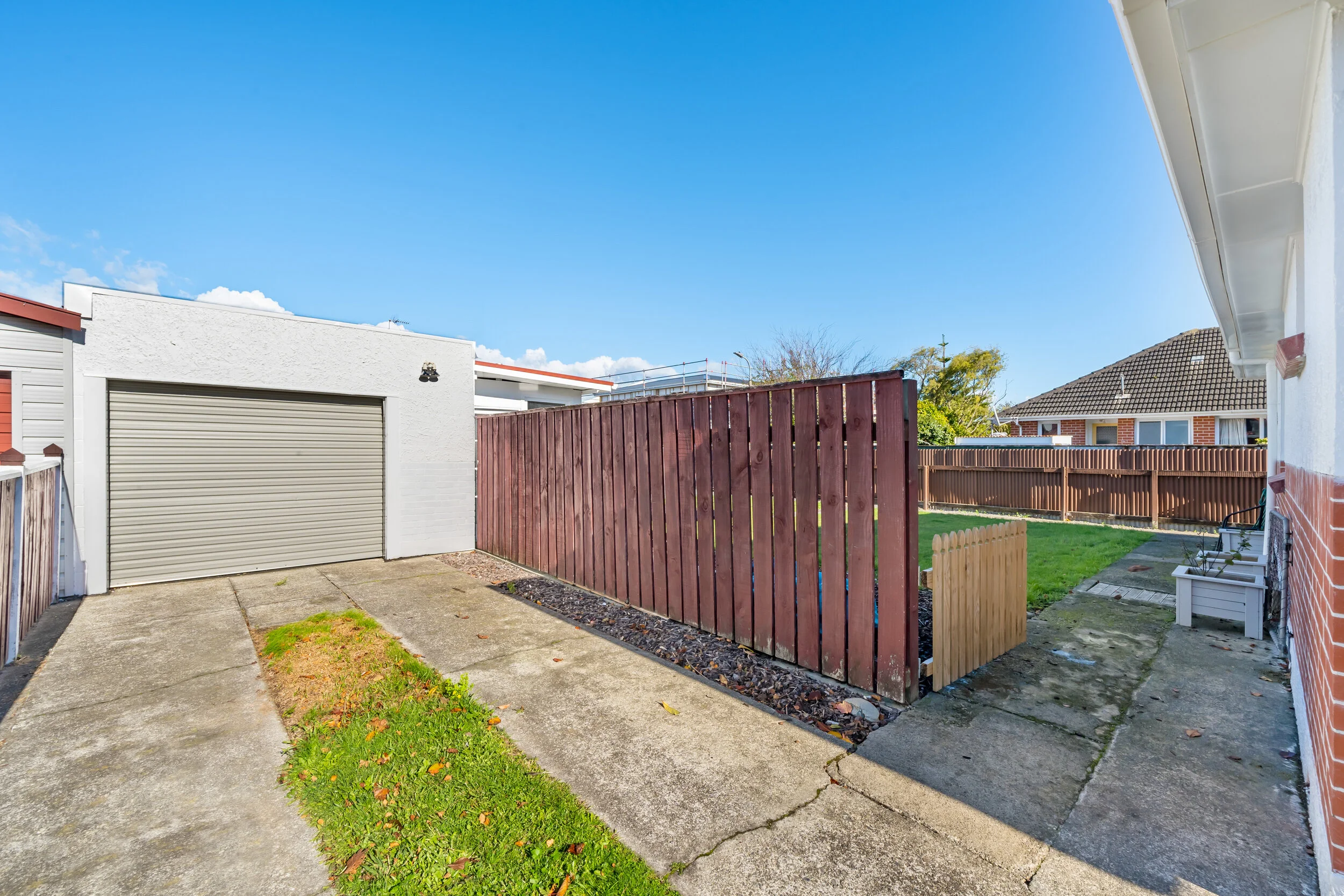 16 Joseph Grove — Team Ledger