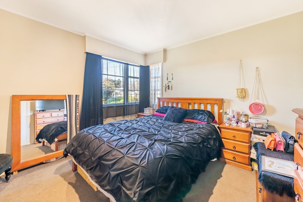 12 Field Street — Team Ledger Real Estate | Harcourts | Hutt Valley