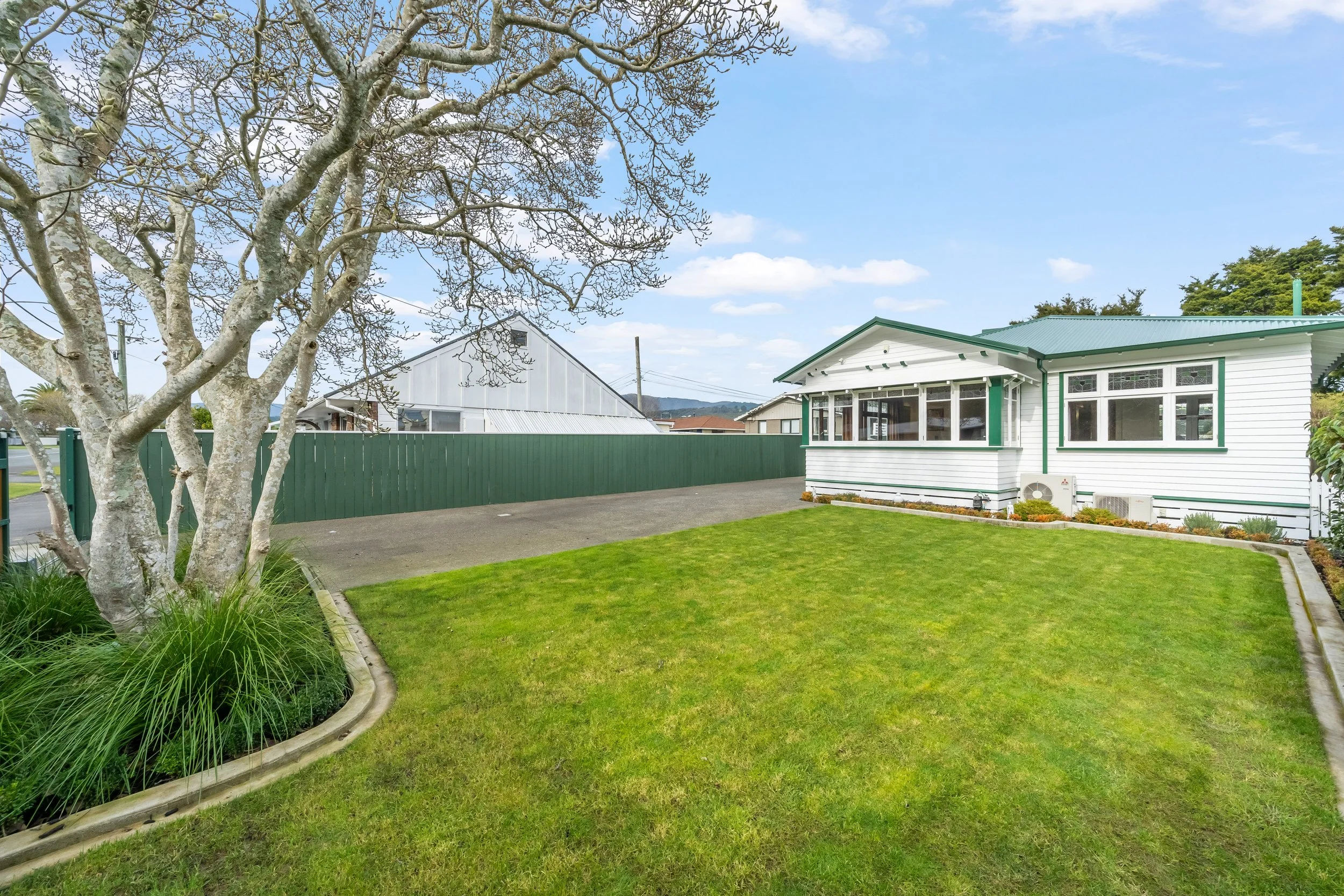 4 Victoria Street — Team Ledger Real Estate | Harcourts | Hutt Valley