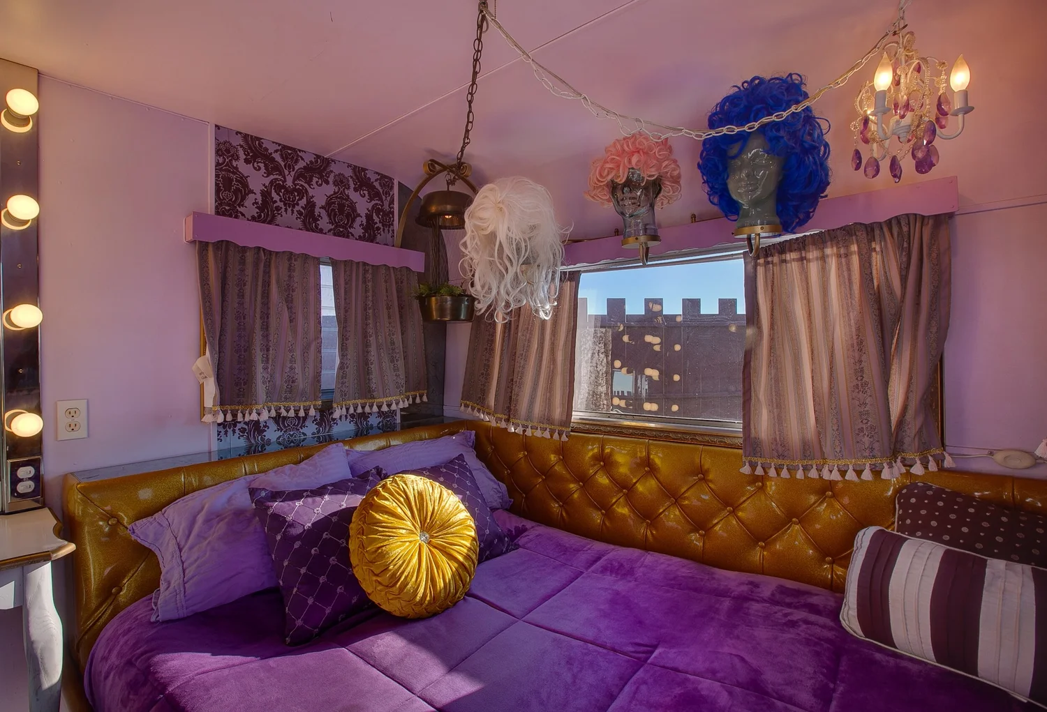 Book The Fifi Trailer — Hicksville Trailer Palace