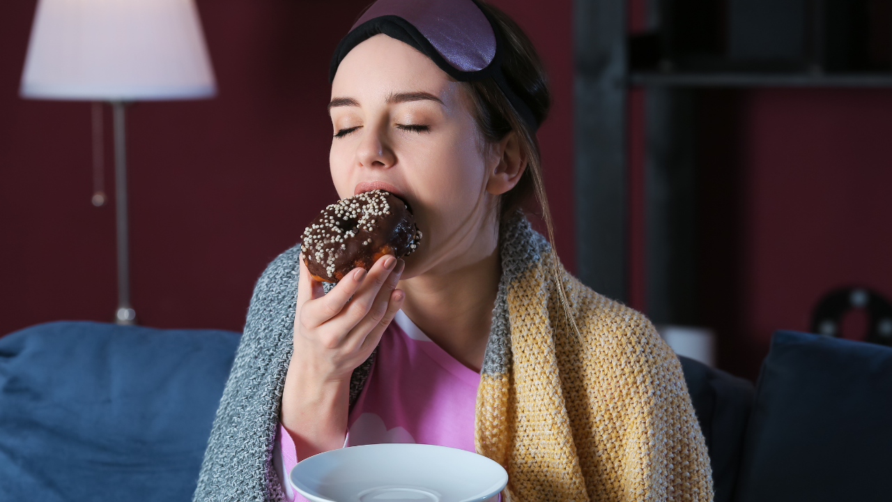 Why Am I Always Hungry at Night? — Dietitian Hannah