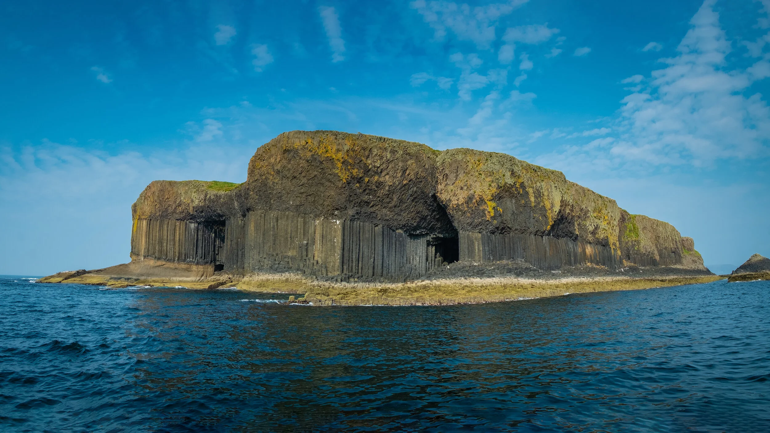 Treshnish Isles Boat Tours | Southern Hebrides | Staffa Sea Tour ...