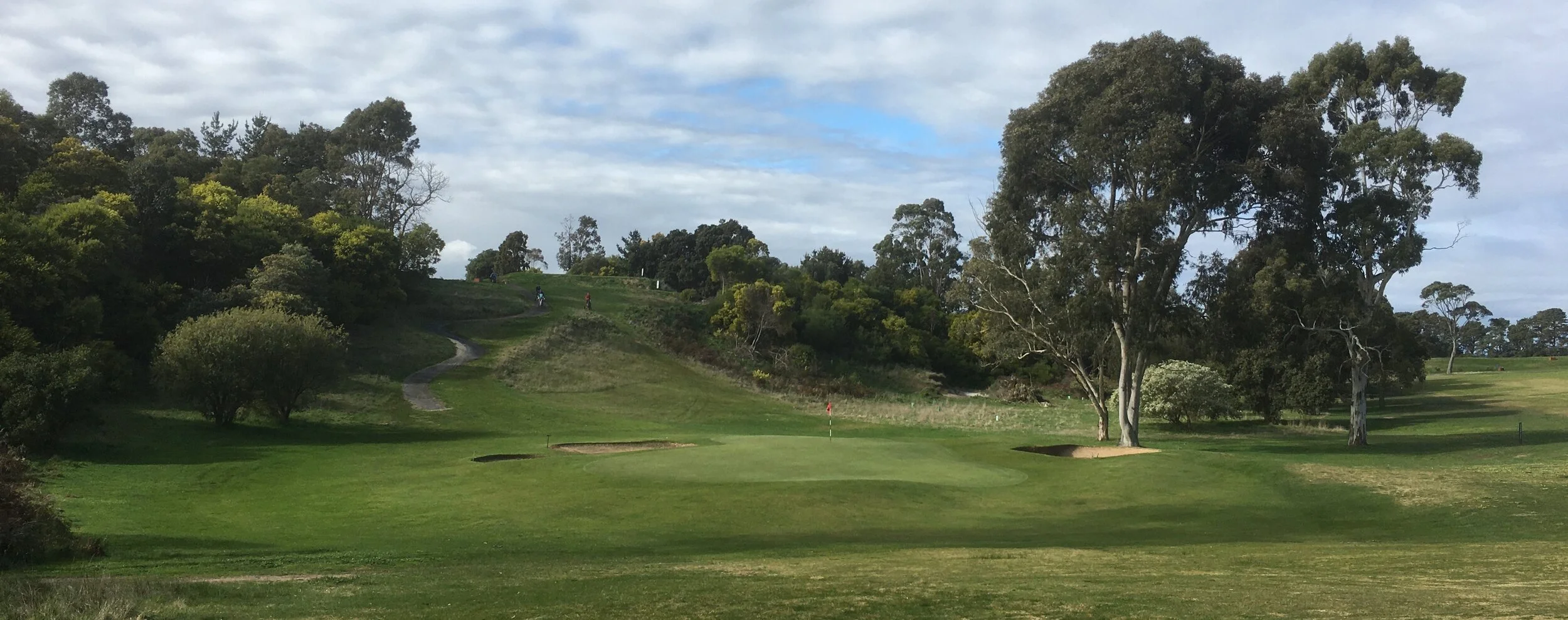 About 1 — The Mount Gambier Golf Club