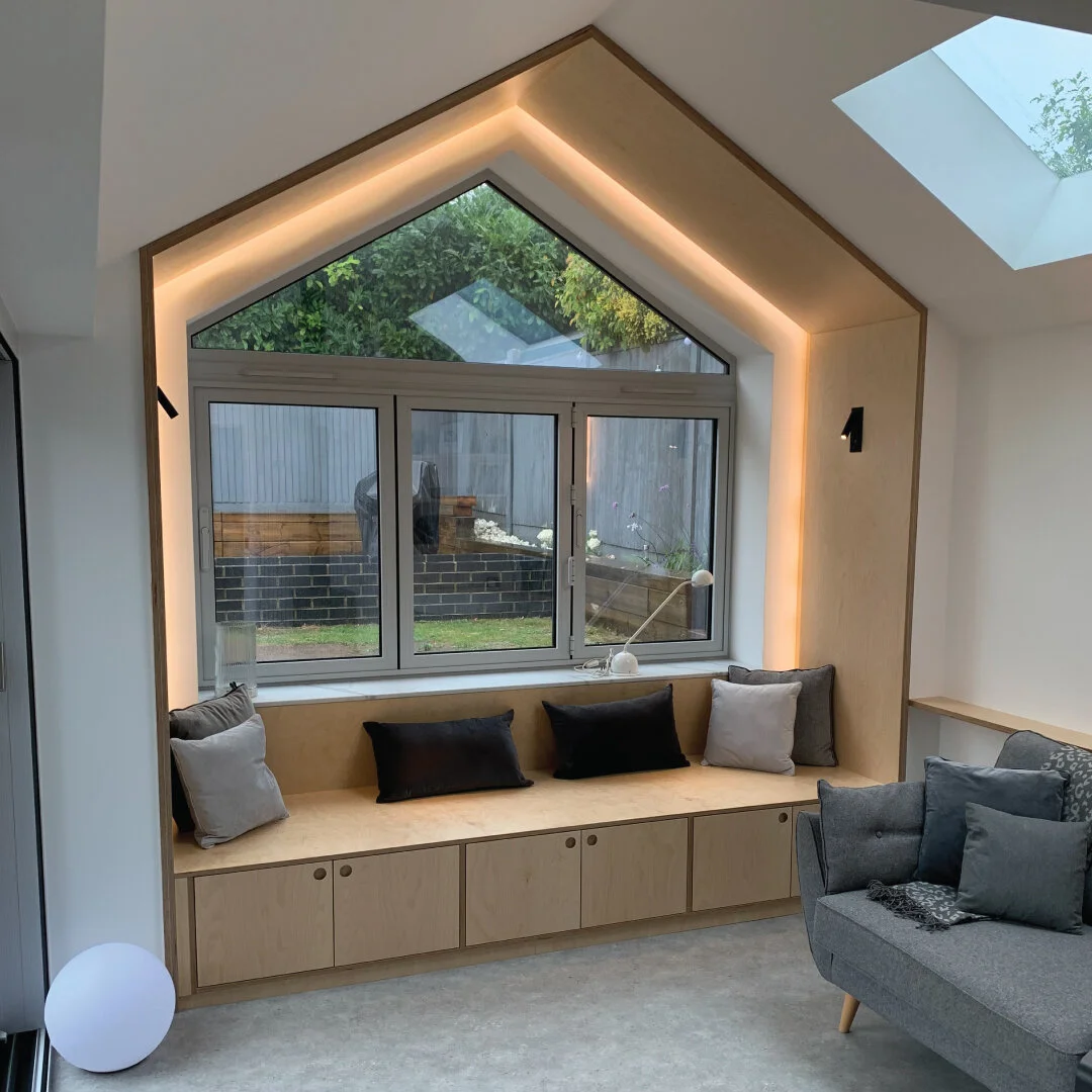 JE Electrical Contractors Ltd