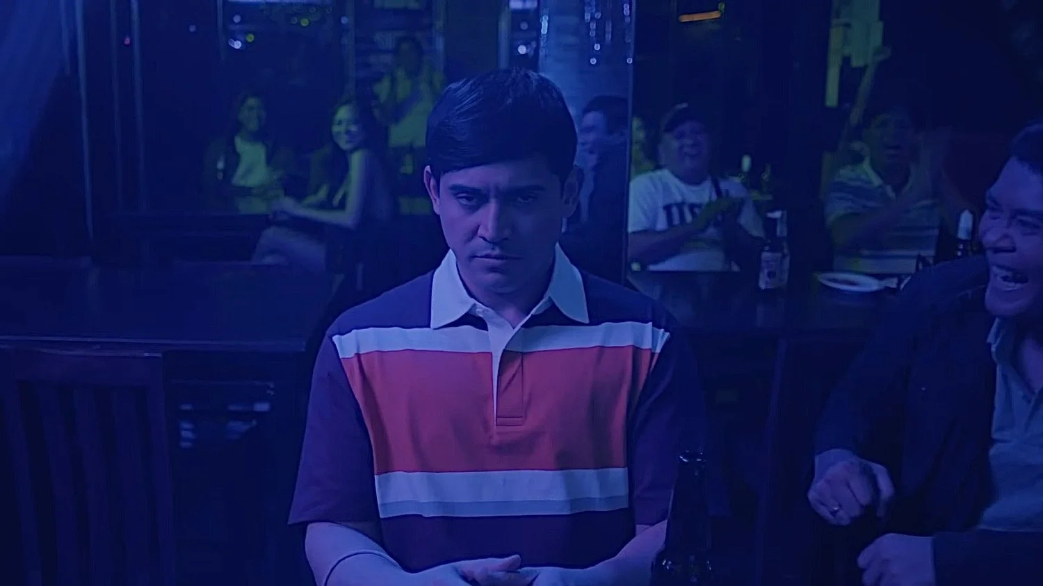 Fuchsia Libre – Film Review | SINEGANG.ph