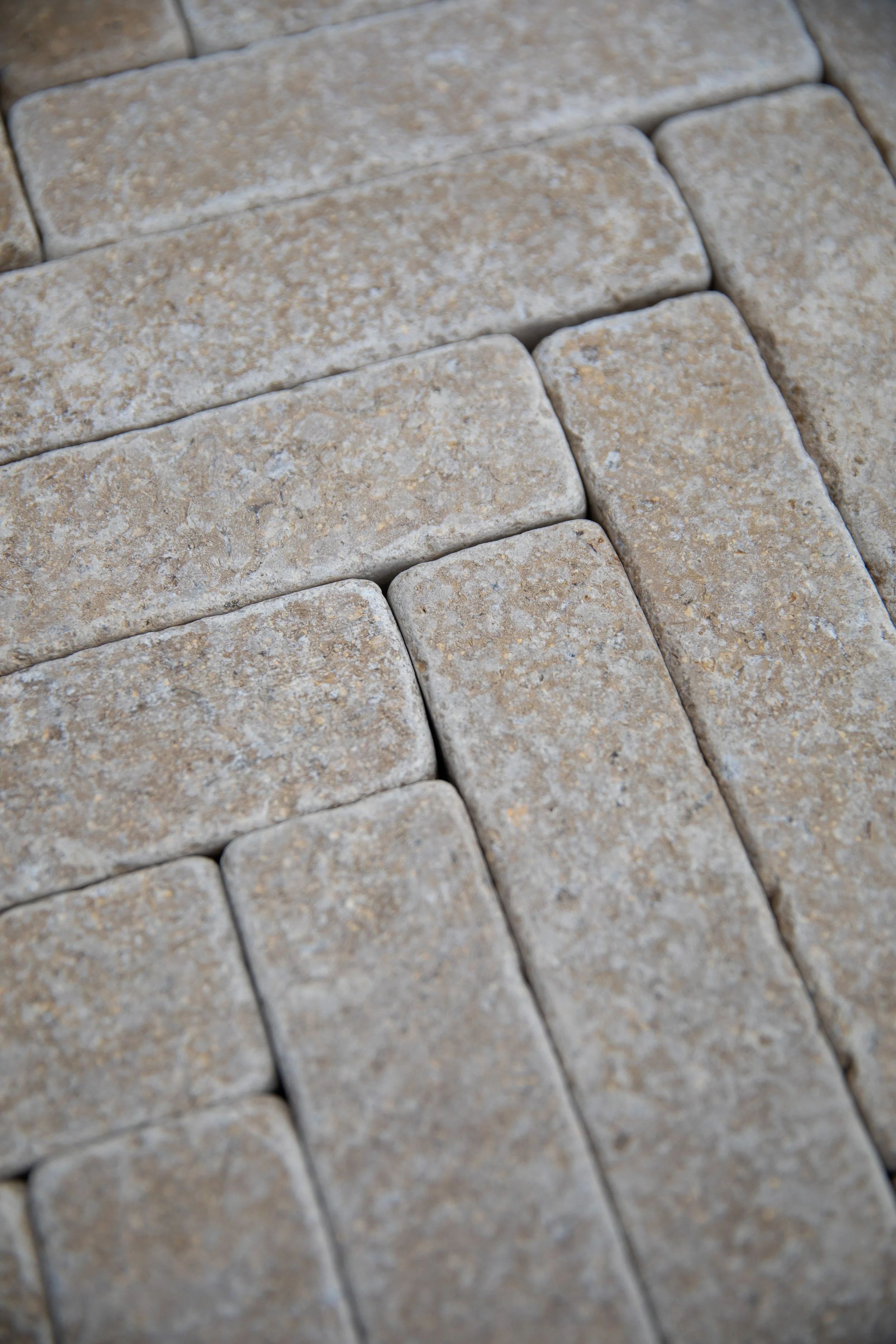 Cobbles, Setts & Clay Pavers — Allgreen