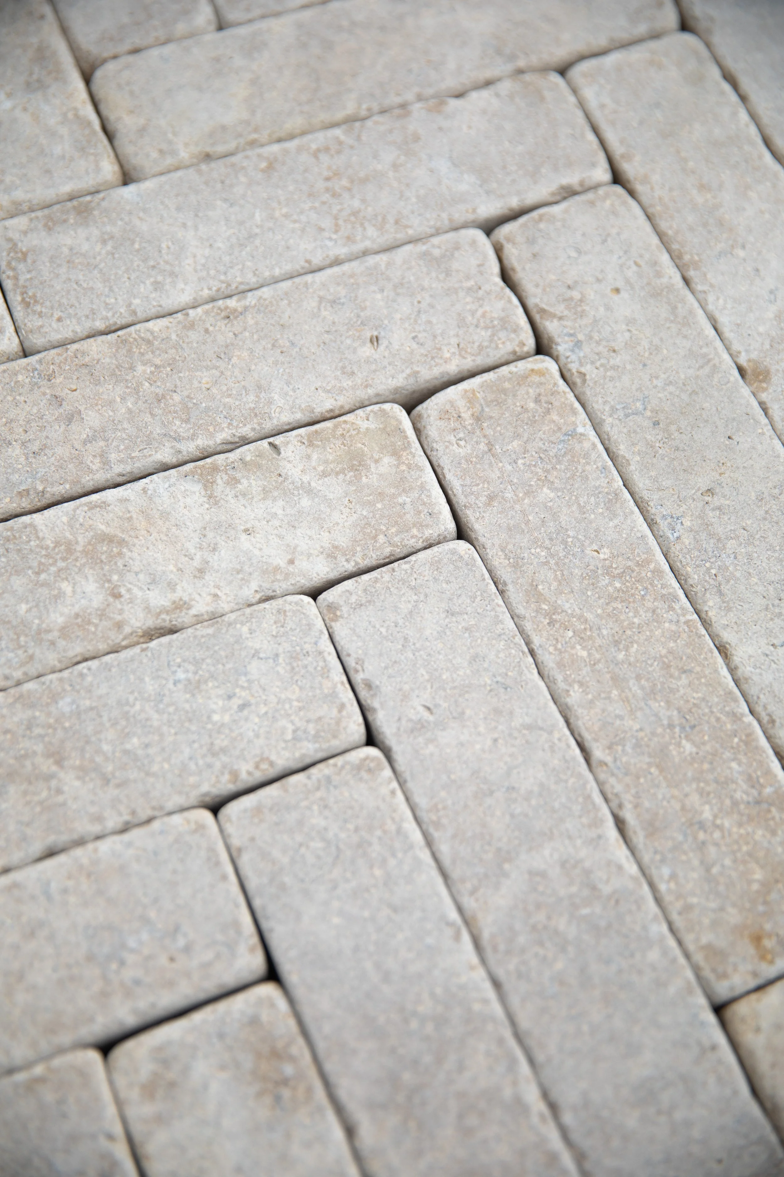 Cobbles, Setts & Clay Pavers — Allgreen