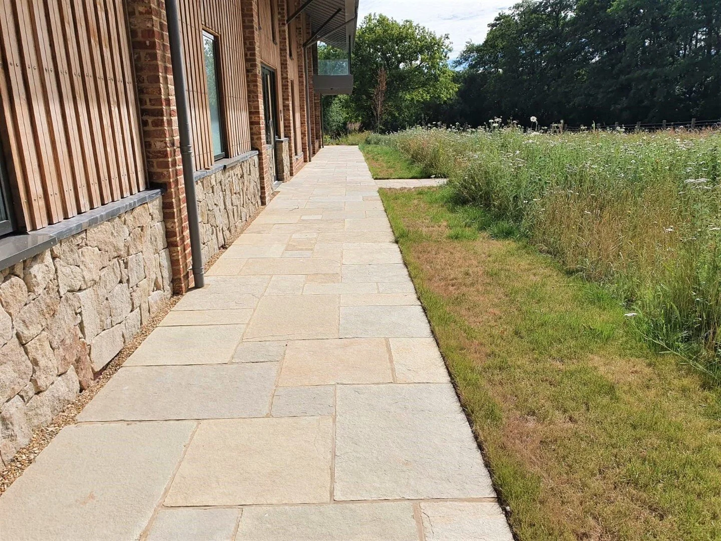 Allgreen: Masters in Stone | Luxury Natural Stone Surfaces & Landscape Products