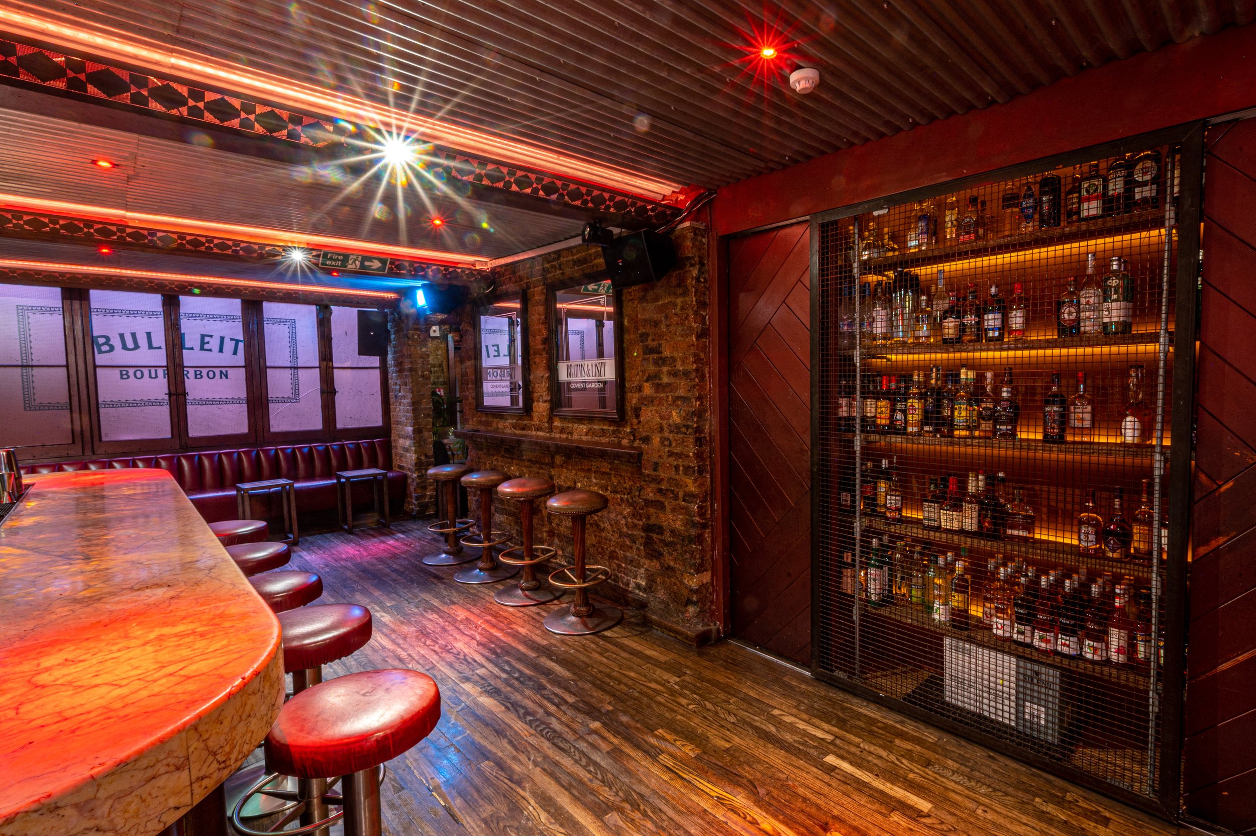 Private Bar - Maxwell's Bar & Grill | Restaurant in Central London