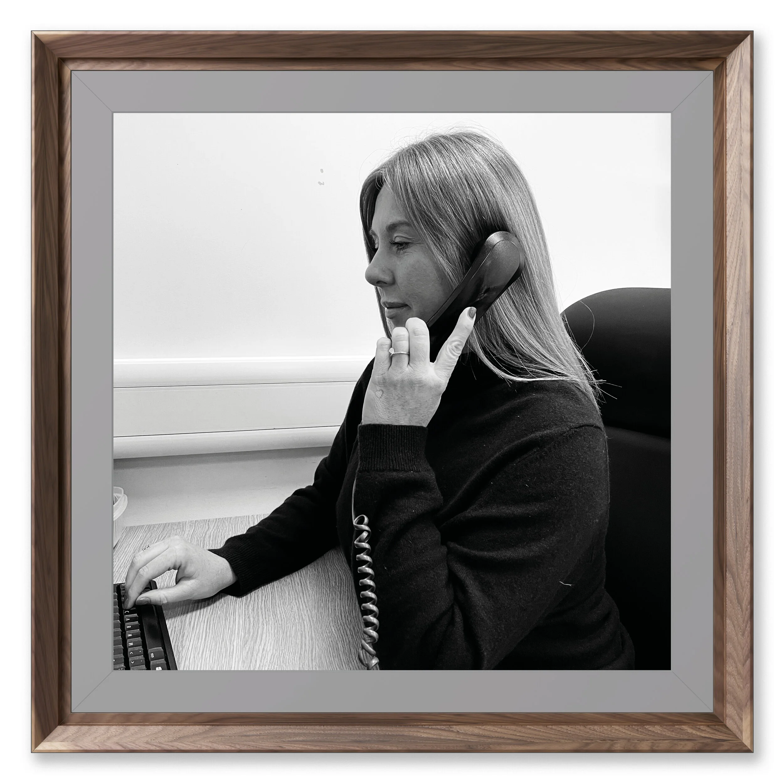 Contact — Bita Manzouri