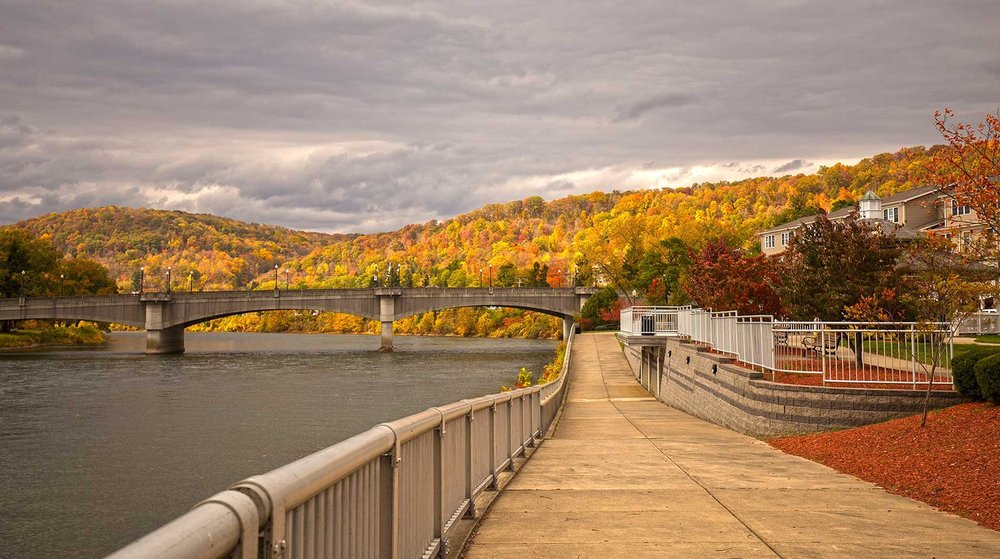 Explore Downtown Warren