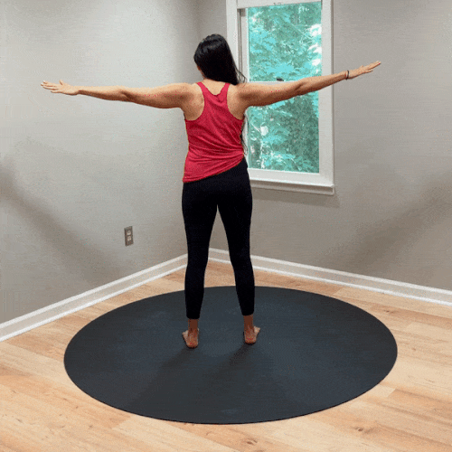 We Don't Strengthen Our Shoulder-Pulling Muscles in Yoga — Strength for ...