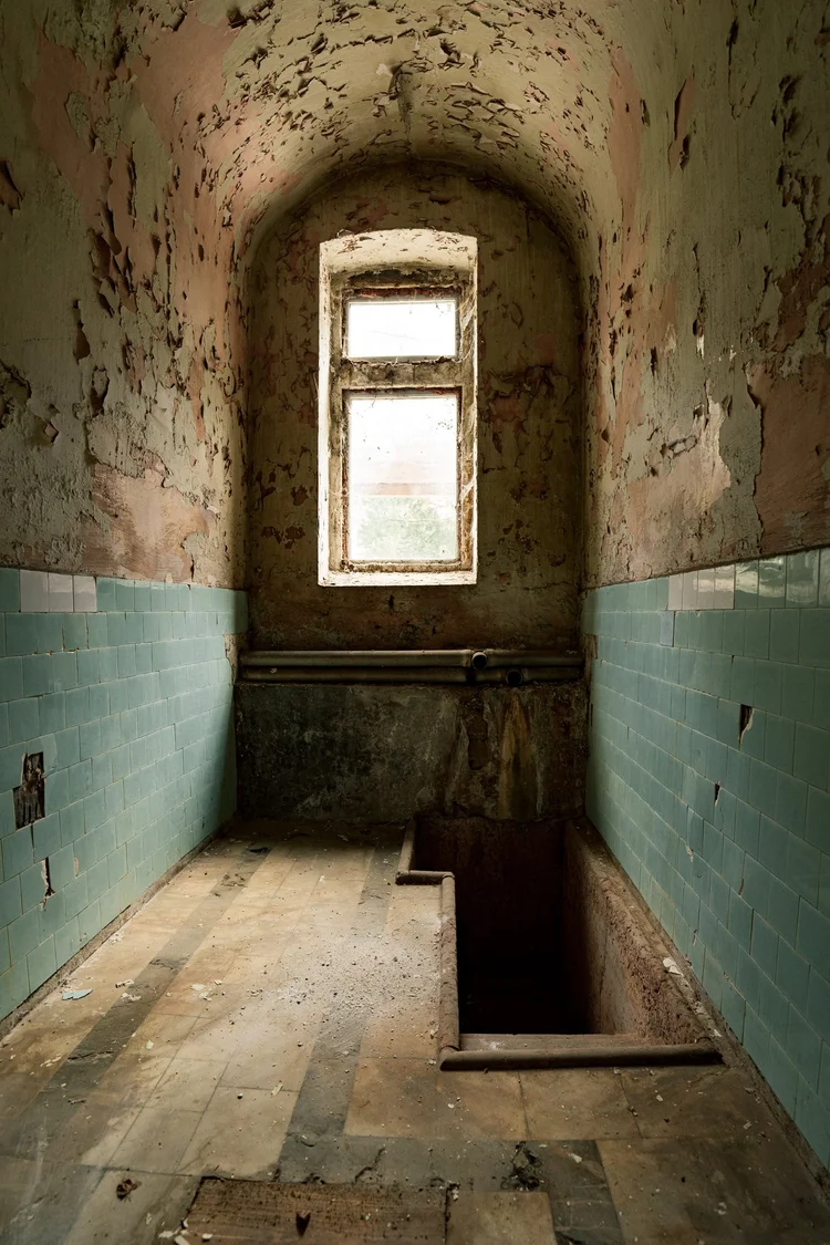 Băile Herculane: Romania’s Forgotten Spa Town — F R T R