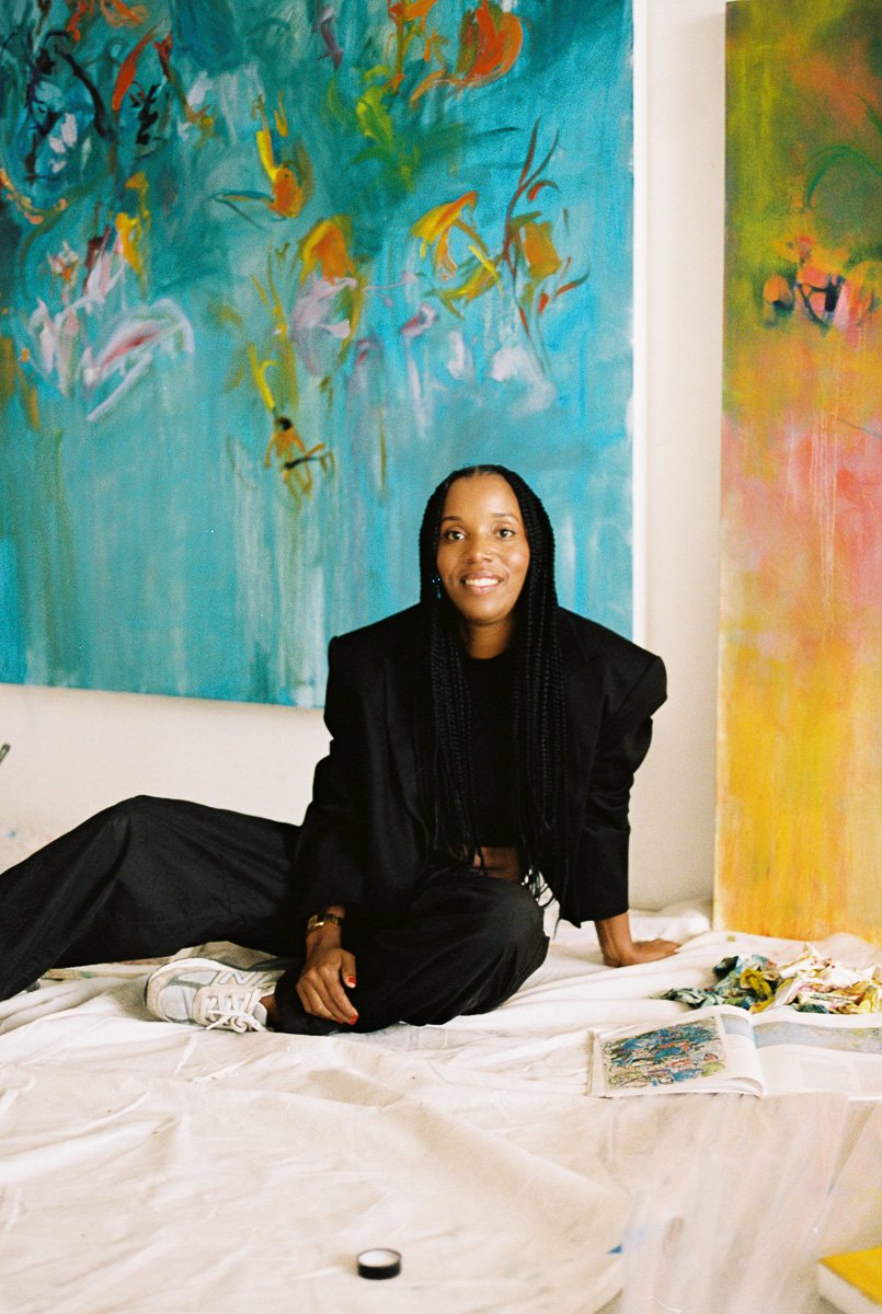 BIO — LINDSAY ADAMS