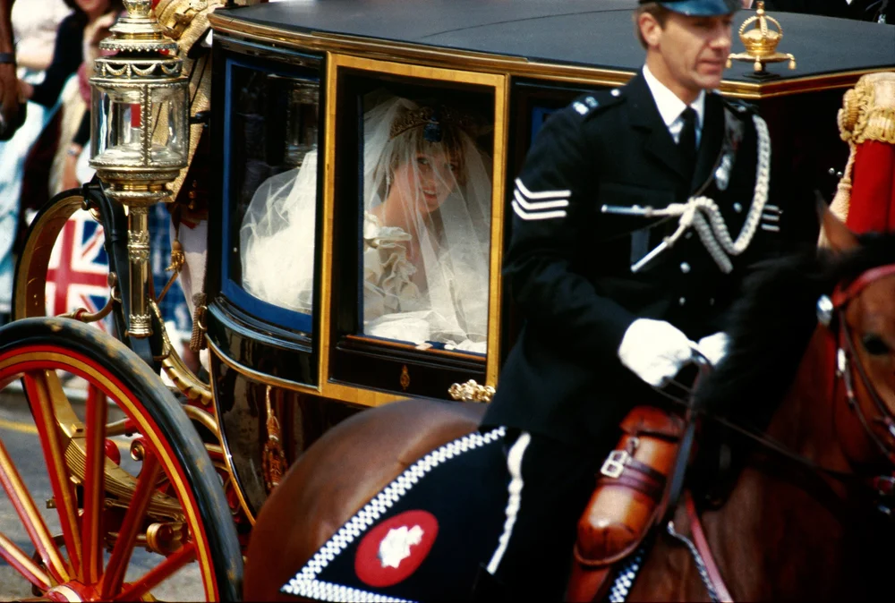 VISION #57 — Yan Morvan — VISION(S)