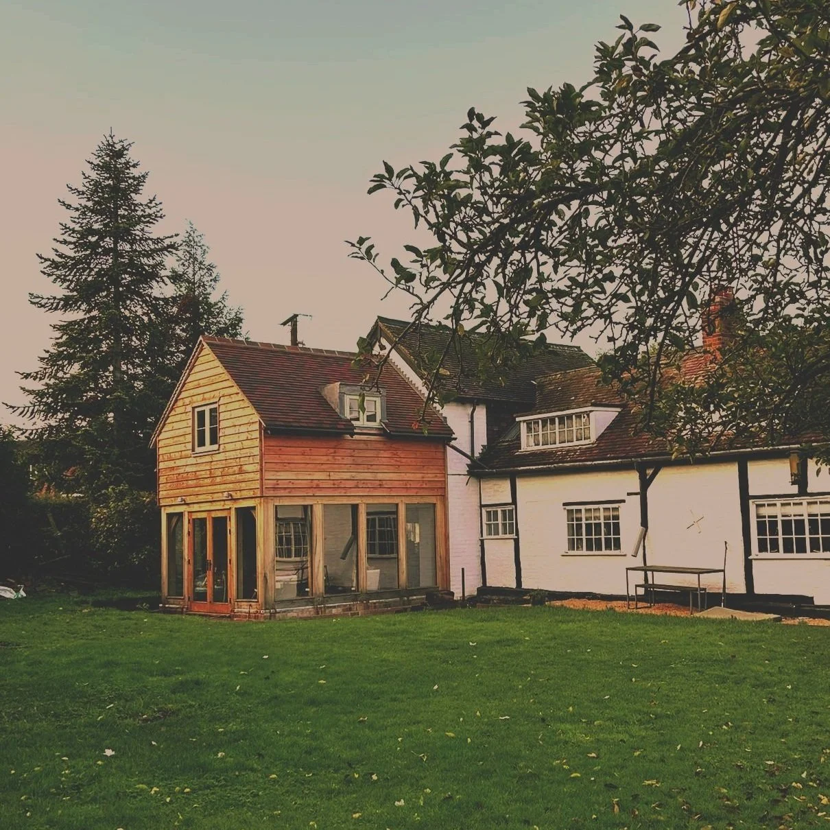 Timber frame buildings - OSOTIMBER — OSOTIMBER