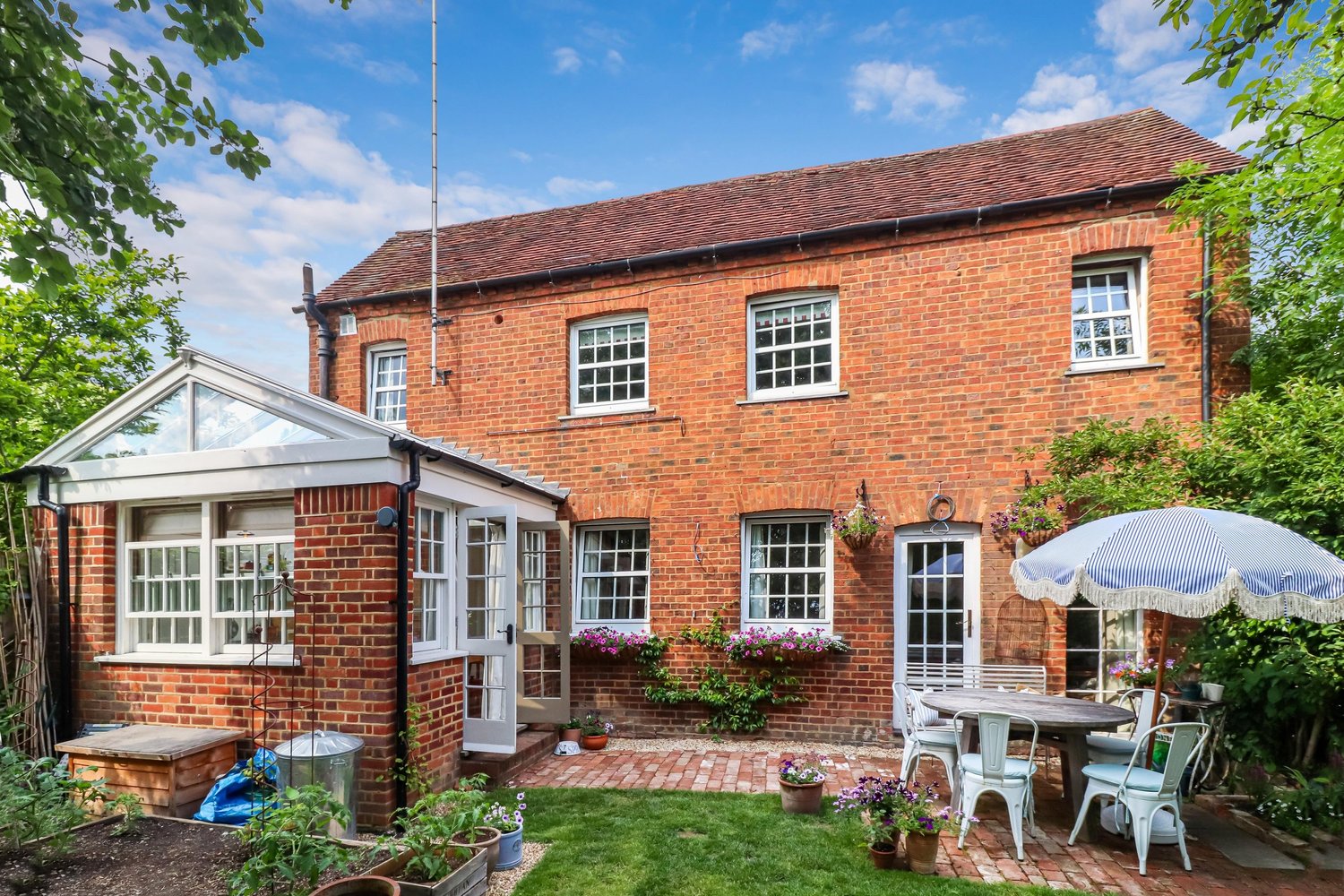 St Michaels Cottage Kings Road — David Chadwick St Albans