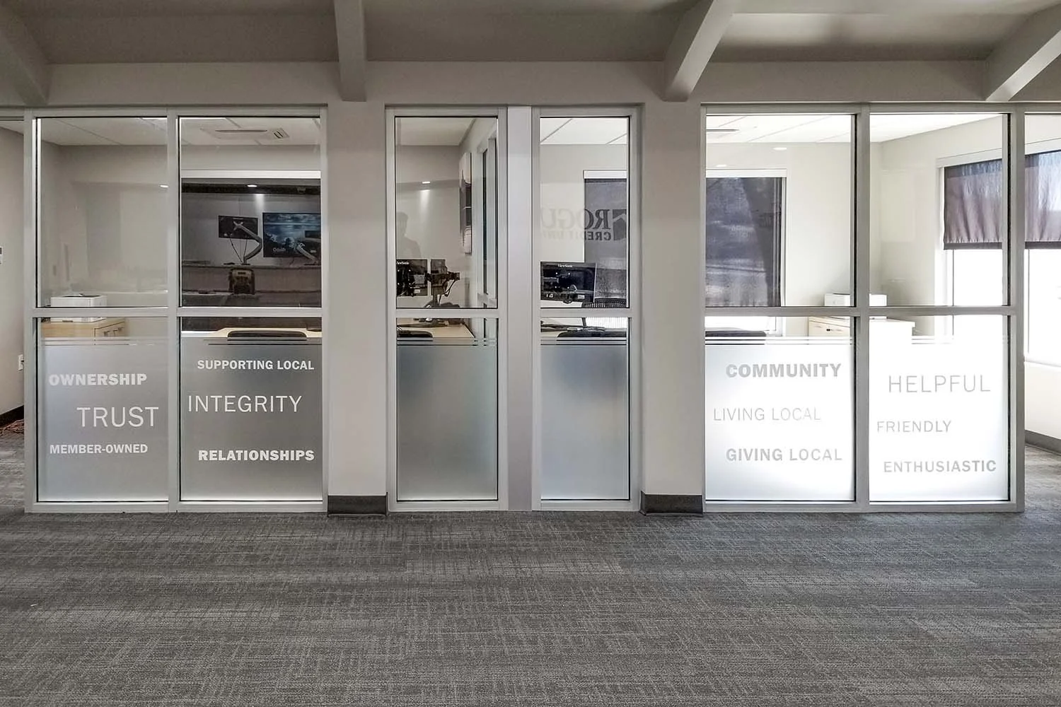 Frosted Glass Vinyl | BiG sign fx