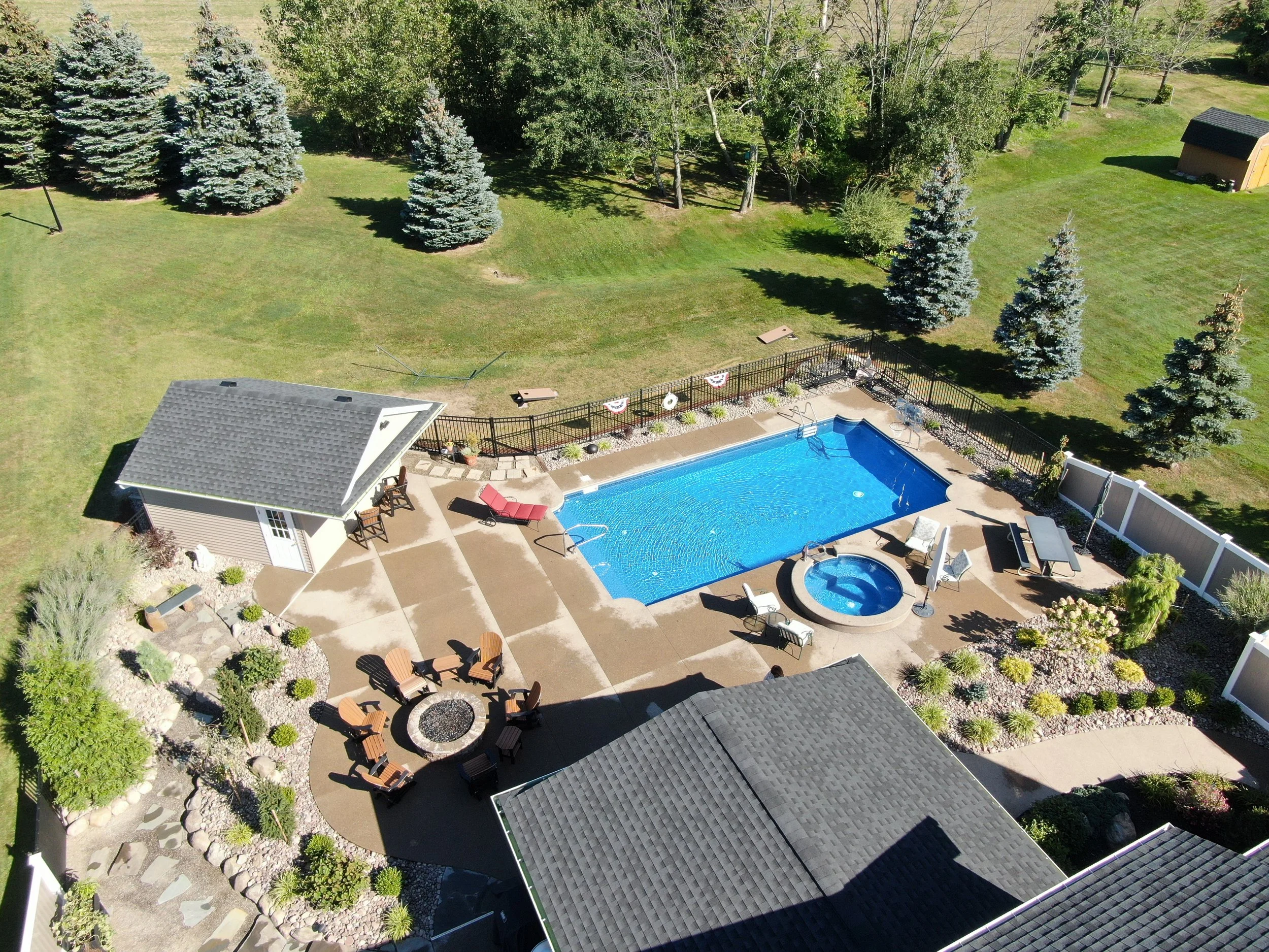 Vinyl Pools — Colley's Pools and Spas