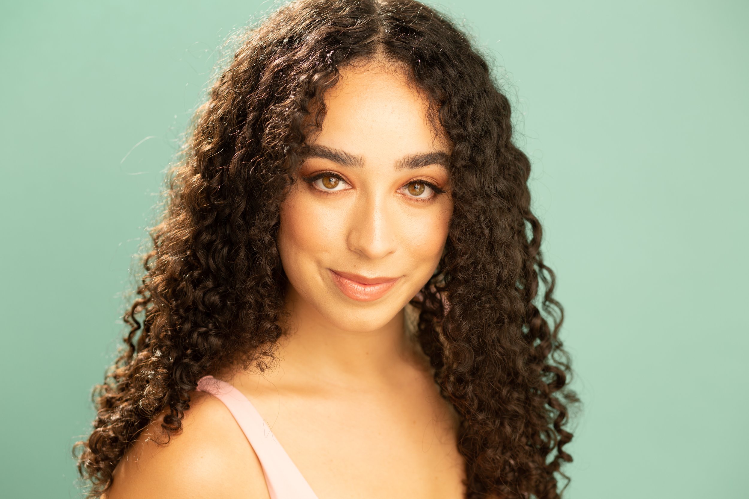 Zoë Brooke Reed - Actor, Singer, Dancer