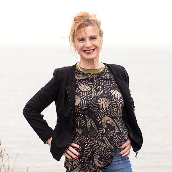 About 1 — HANNAH BYRON