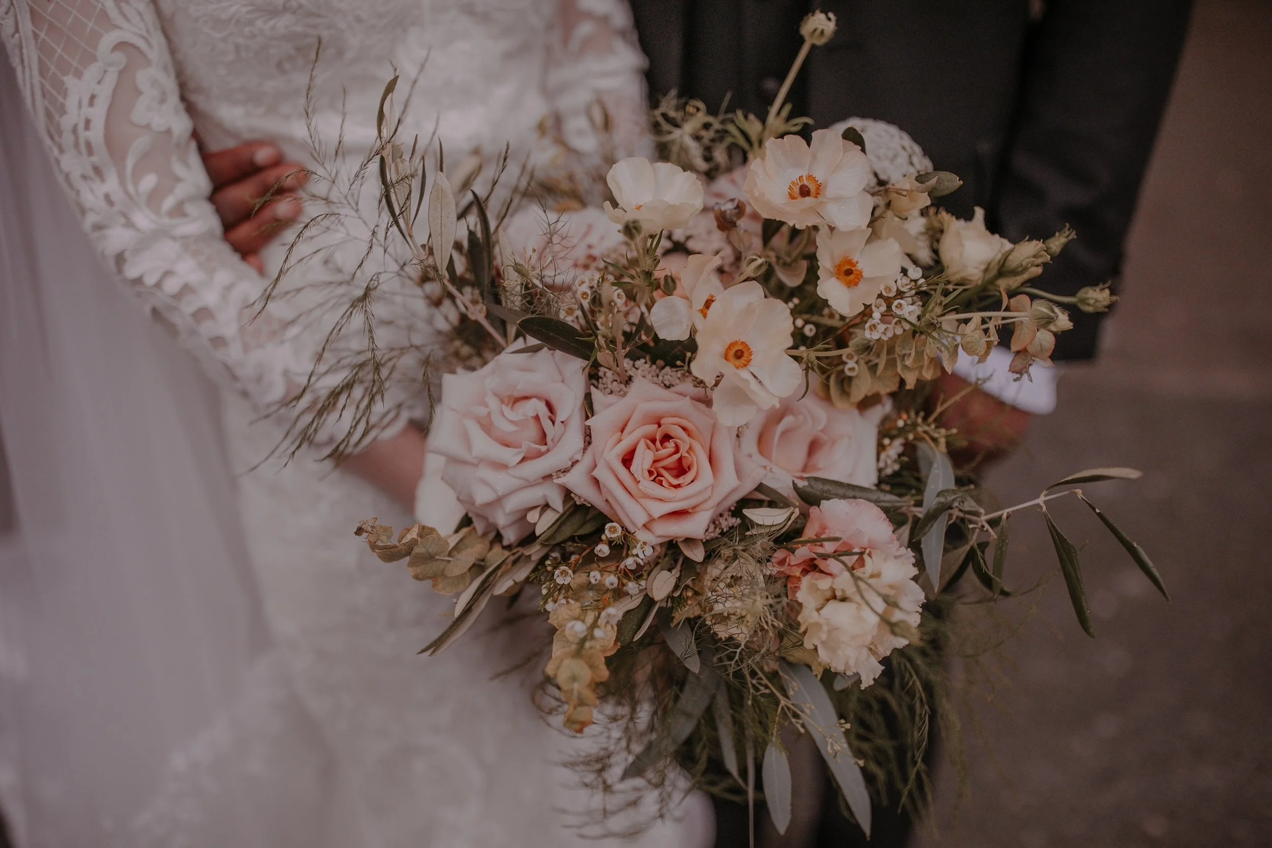 Arta’s Flowers | Liverpool Flower Delivery & Floral Arrangements