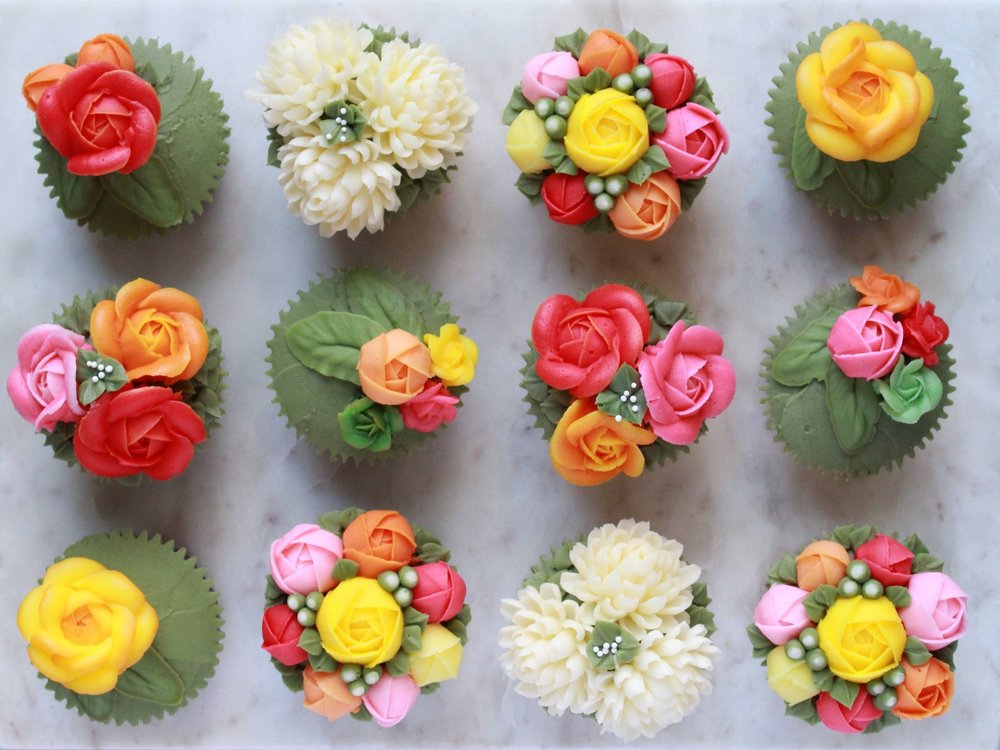 Orlando Cupcakes | Karina's Confectioneries | Orlando Custom Cakes