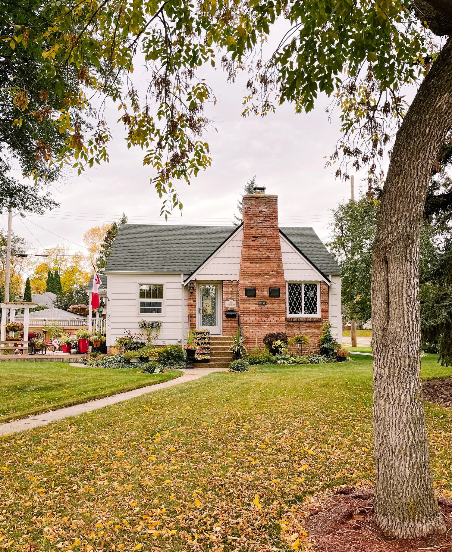 Edmonton Architectural Tour | Highlands — The Curb Appeal Co.