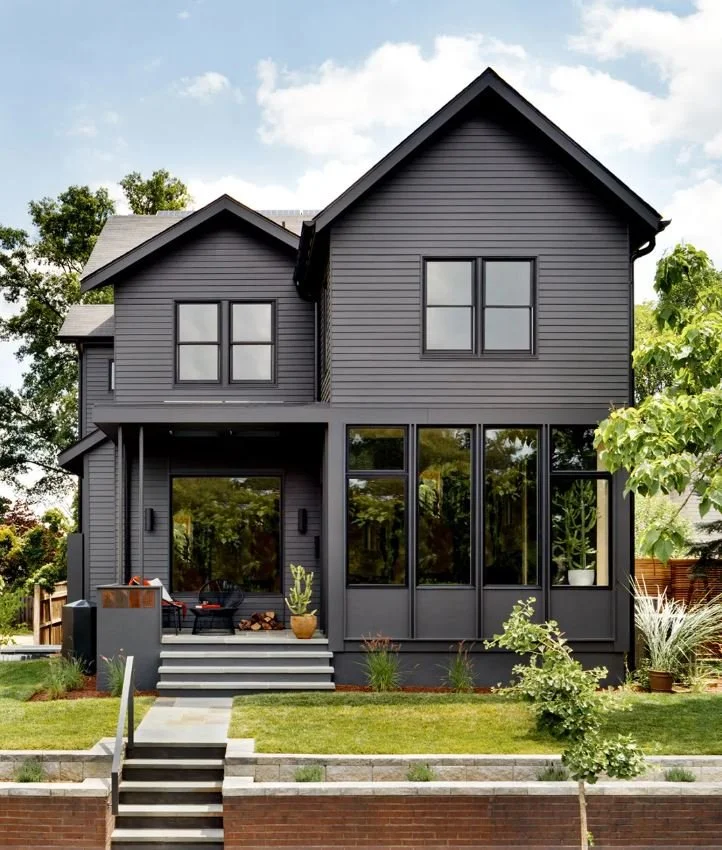 20 Stunning Black House Exteriors That Prove Dark Siding Is In Style ...