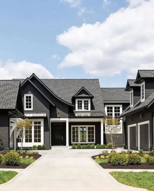 20 Stunning Black House Exteriors That Prove Dark Siding Is In Style ...
