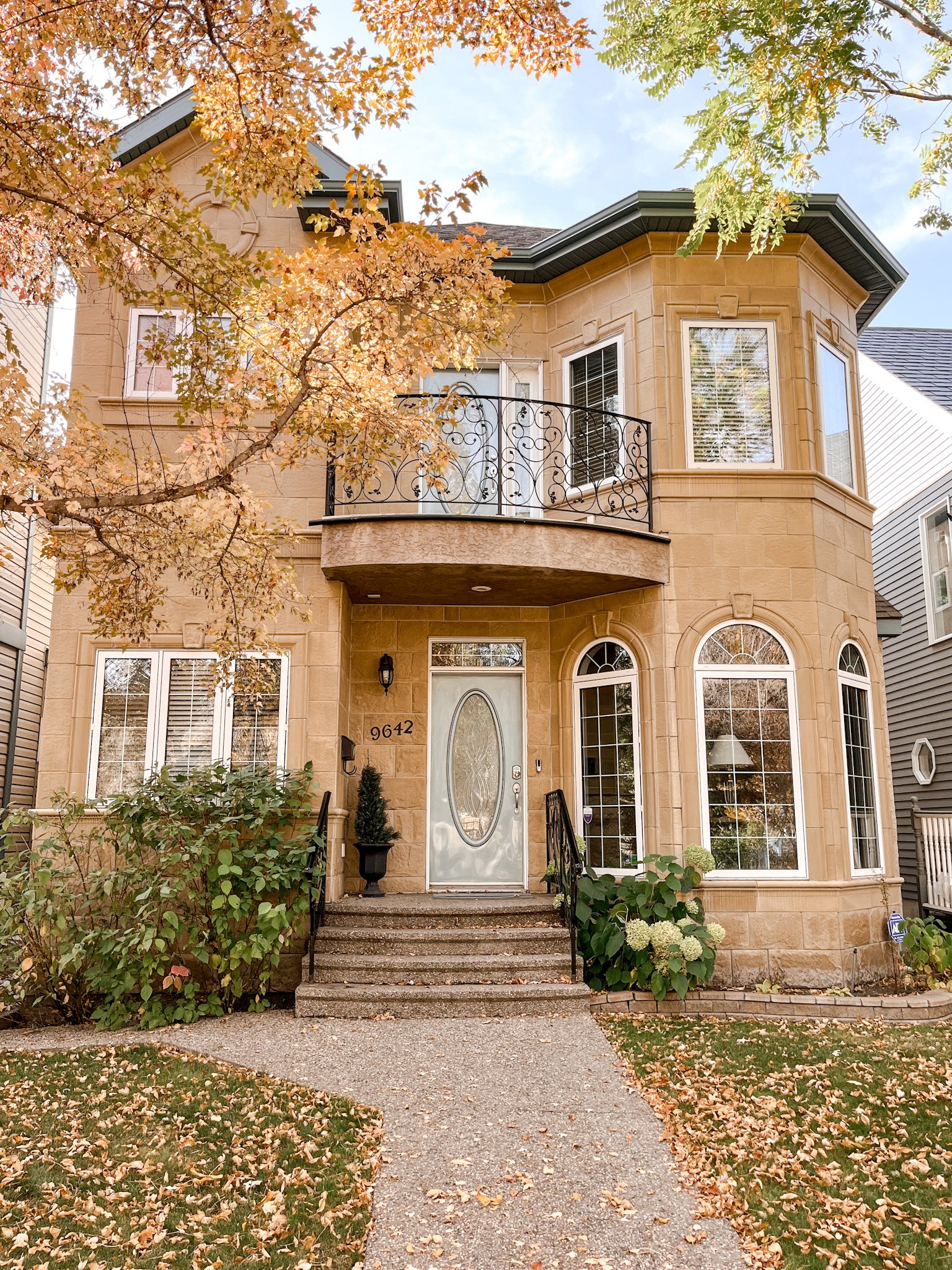 Edmonton Architectural Tour | Cloverdale — The Curb Appeal Co.