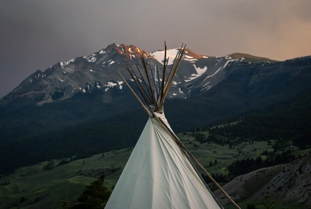 Dreamcatcher Glamping Hotel near Yellowstone National Park - Gardiner ...