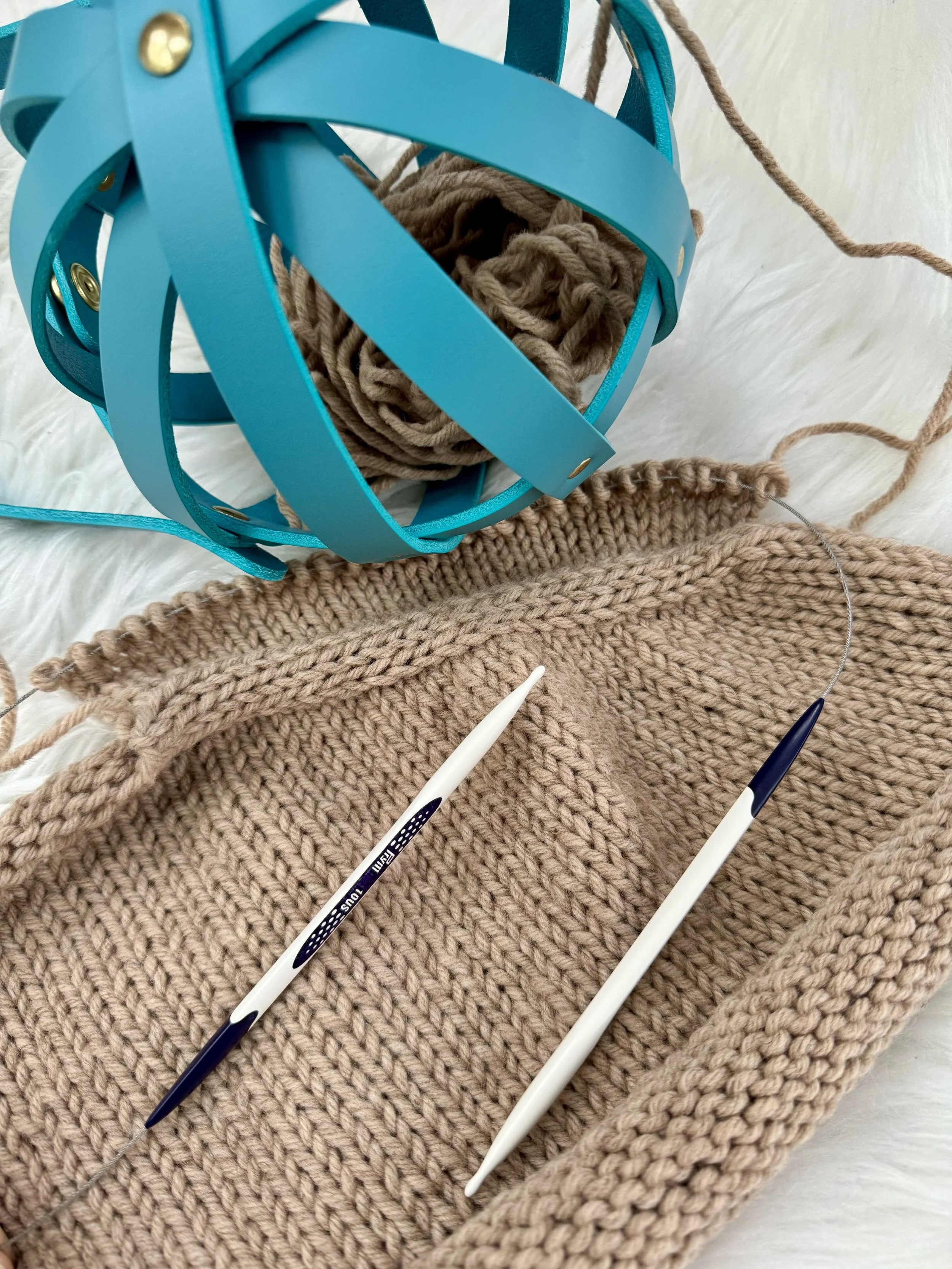 A Review of Prym Ergonomic Knitting Needles and Crochet Hooks — THE ...